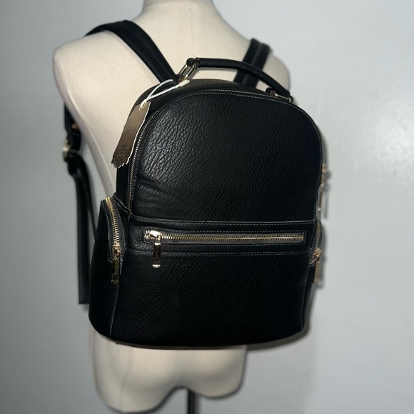 Alyssa | Bags | Alyssa Early 200s Vegan Leather Backpack | Poshmark